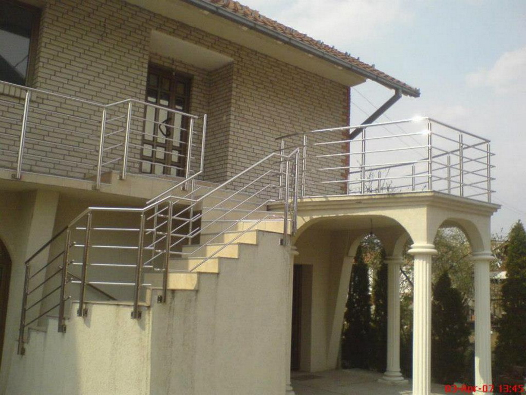 Spoljašnje prohromske ograde - Kamenorezačka radnja Mermer Granit ...